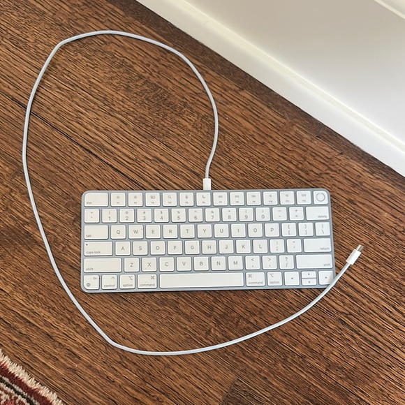 Apple | Computers, Laptops & Parts | White Wired Keyboard Apple With ...